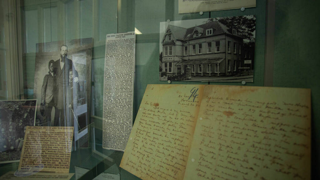 Conwy Libraries | Colwyn Bay Library