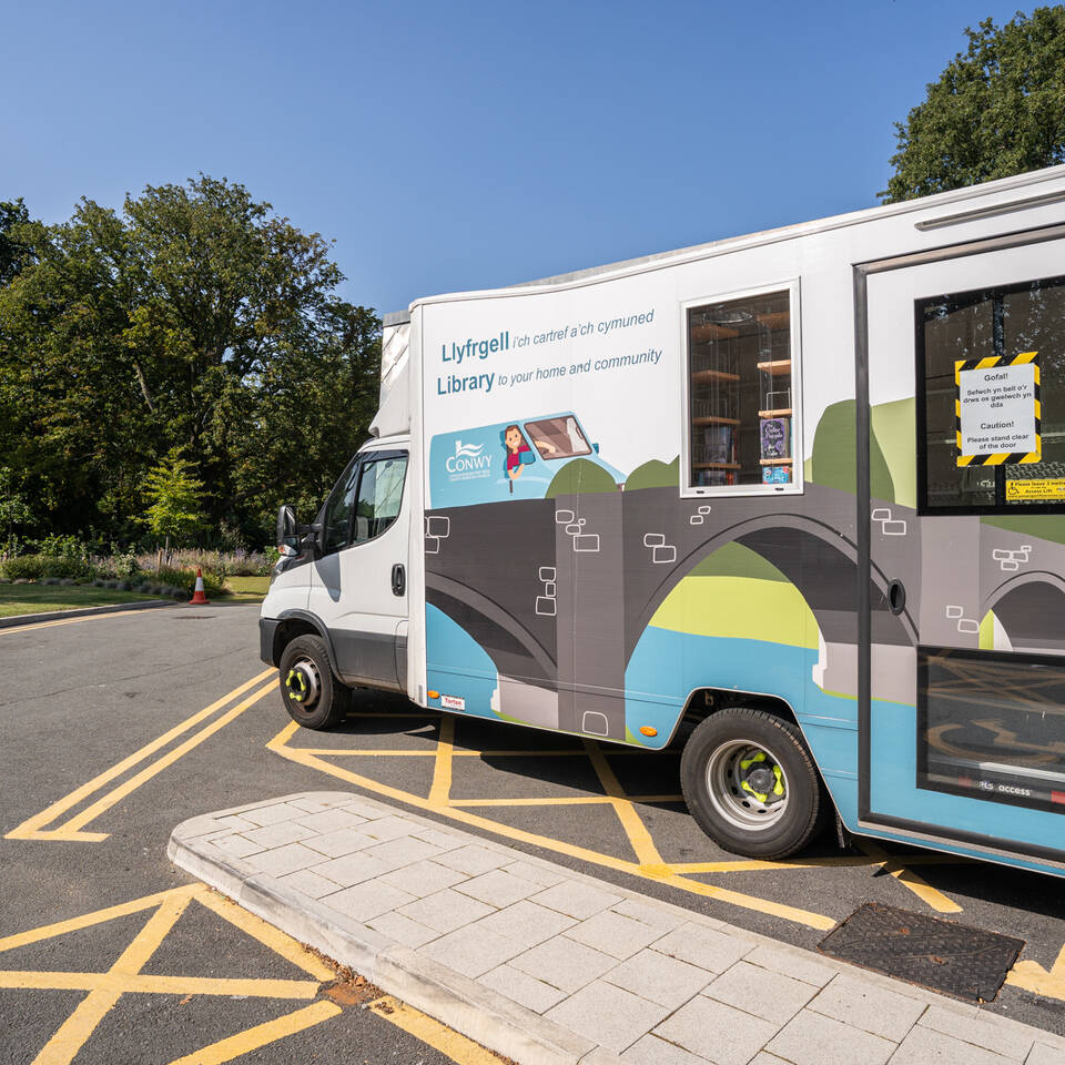 Conwy Libraries | Mobile Library